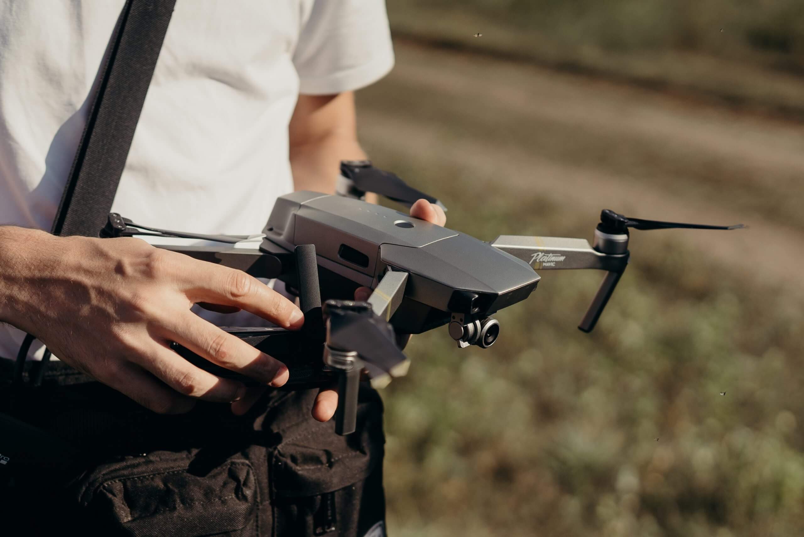 Comment devenir télépilote professionnel de drone ? - ALP ULM DRONE